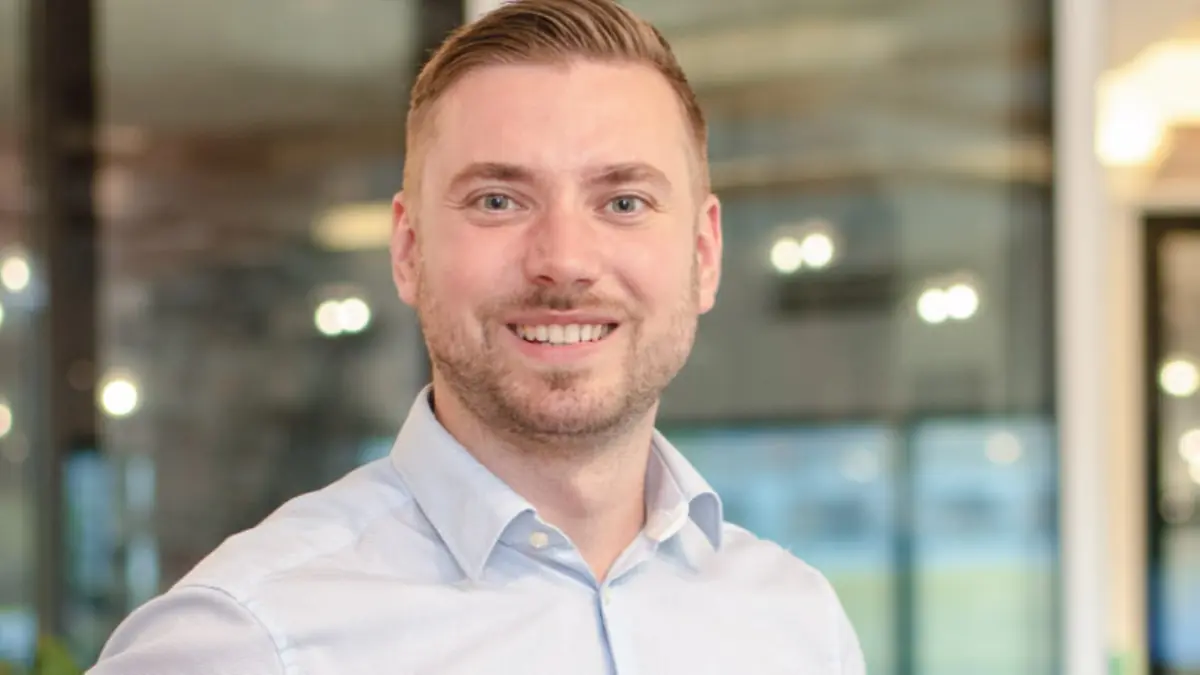 Kaufmännischen Mitarbeiter im Bereich Operation Center Land (OCL) (w/m ...