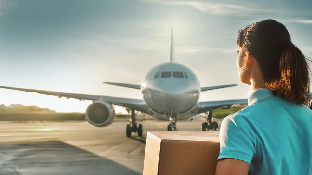 Onboard Courier Services | DB SCHENKER