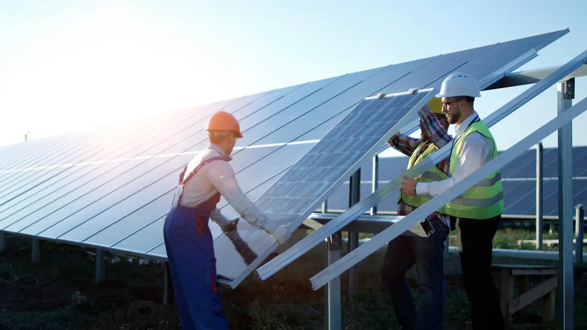 Semicon y logística solar | Gestión de la cadena de suministro | DB ...