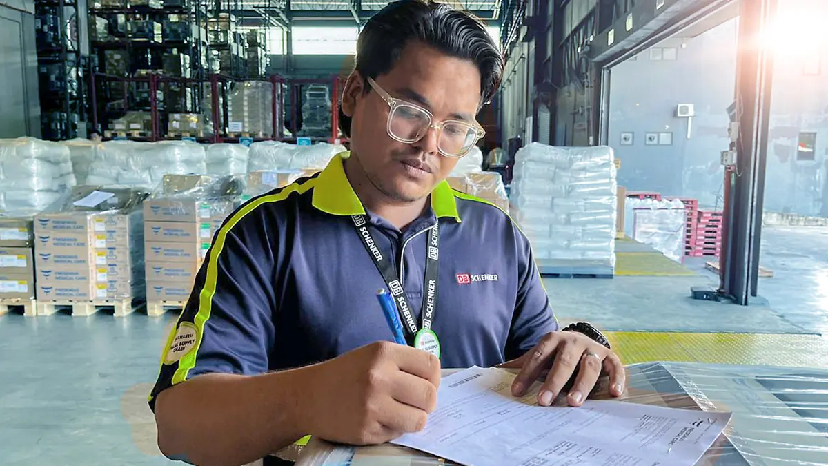 Halal Logistics | Supply Chain Management | DB SCHENKER